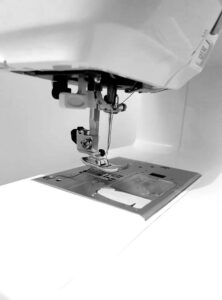 Les points de la machine à coudre | De cape et d'idées